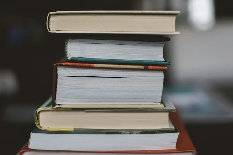 Where to Buy Cheap Books (So You Can Read More Without Spending a Fortune) | Money Saving Mom®