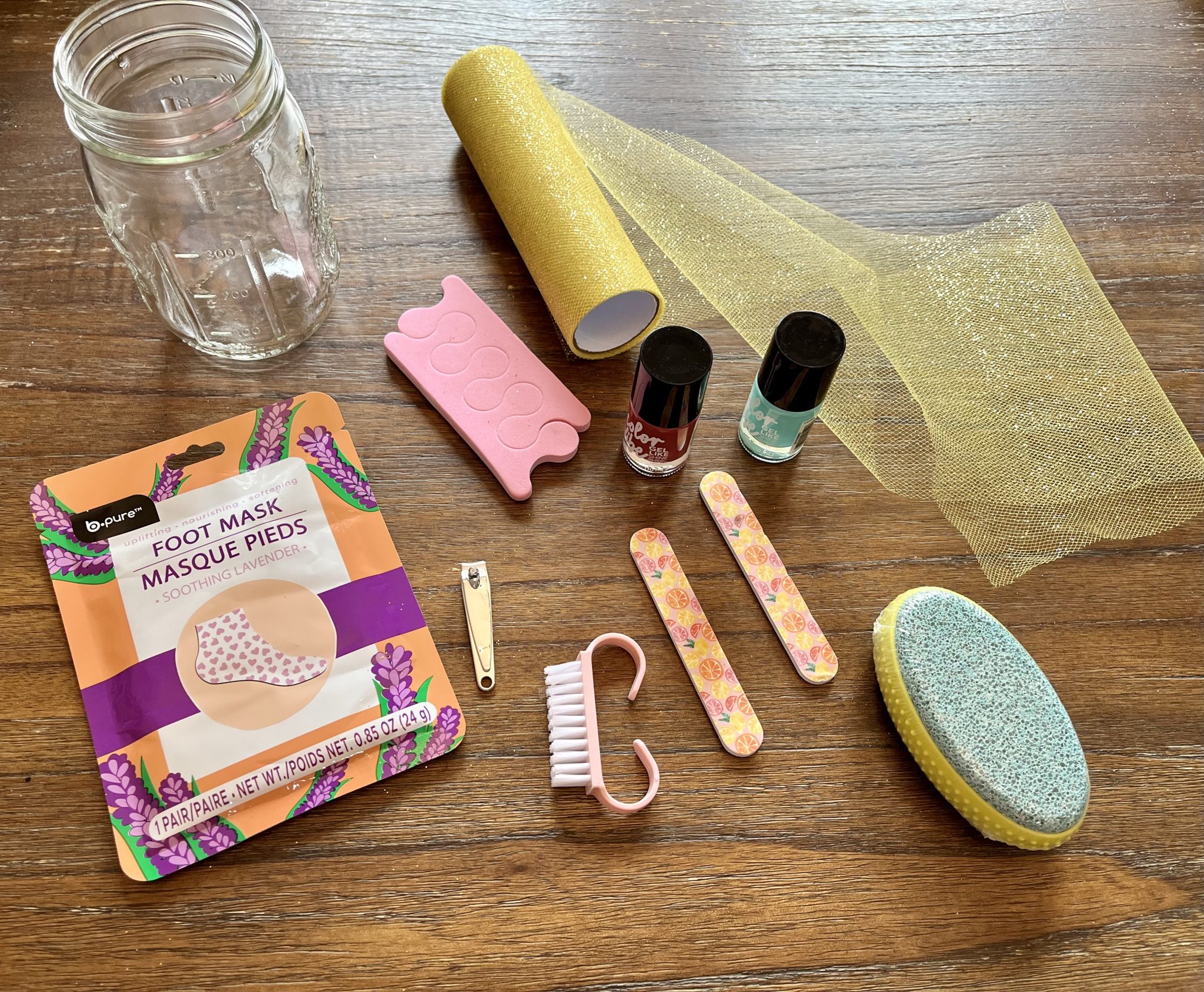 DIY Pedicures In A Jar + Free Printable Gift Tags! | Money Saving Mom®