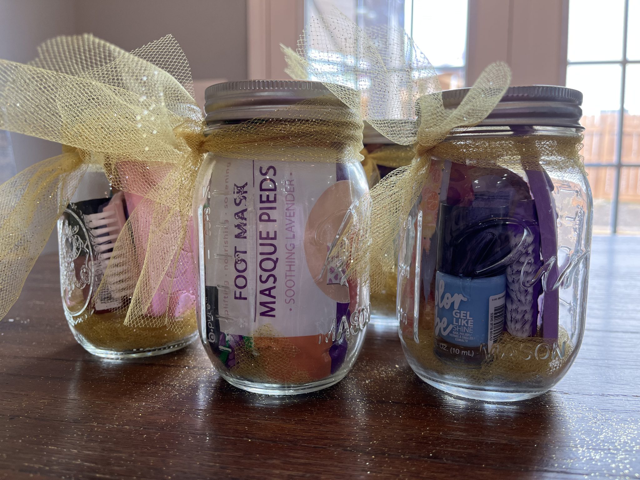 DIY Pedicures In A Jar + Free Printable Gift Tags! | Money Saving Mom®