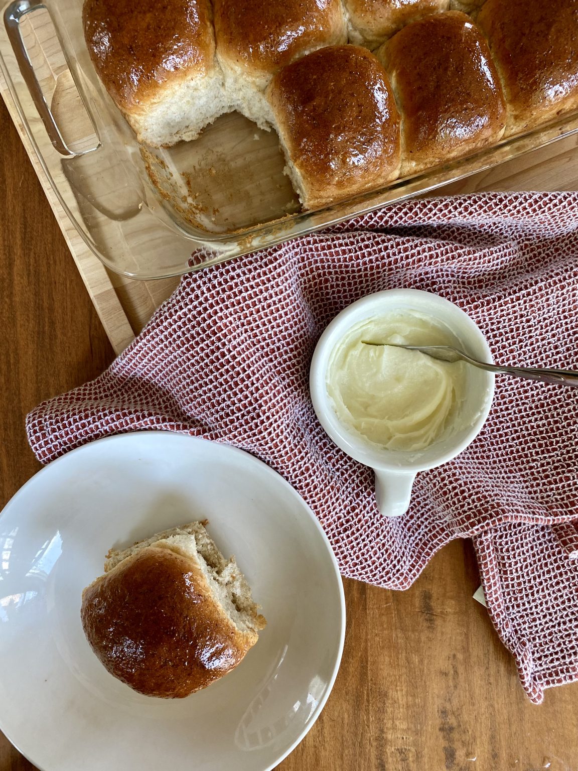 Pull Apart Dinner Rolls Rolls | Money Saving Mom®