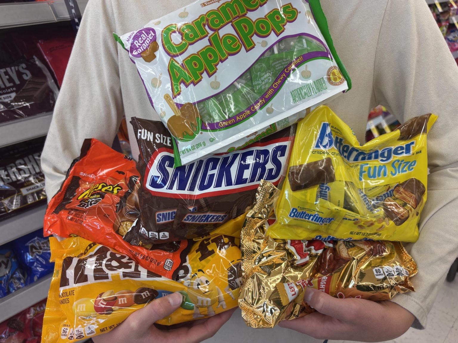 Fun Sized Candy Bar Bags only $2.54 at Walgreens! | Money Saving Mom®